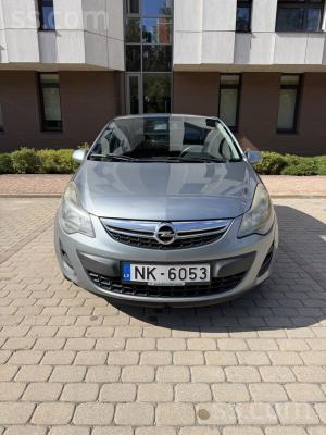 Grey Opel Corsa 2013 in Talsi, with an engine capacity of 1.30 L and mileage of 201 thousand km for 3900 €, photo 4 on AUTOMOTO.COM.LV