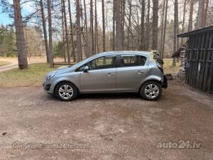 Pelēks Opel Corsa 2014 Tallina, ar dzinēja tilpumu 1.20 L un nobraukumu 162 tūkst. km par 999 €, foto 2 vietnē AUTOMOTO.COM.LV