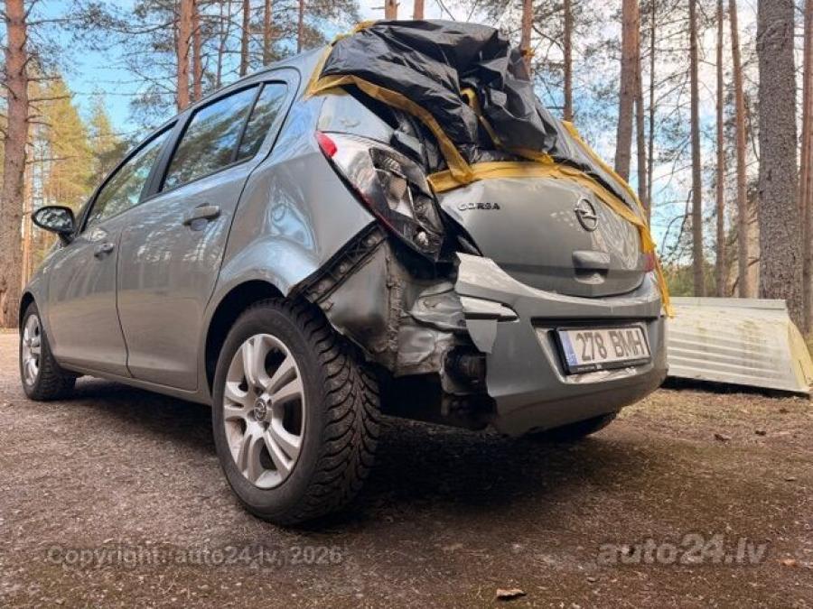 Pelēks Opel Corsa 2014 Tallina, ar dzinēja tilpumu 1.20 L un nobraukumu 162 tūkst. km par 999 €, foto 6 vietnē AUTOMOTO.COM.LV