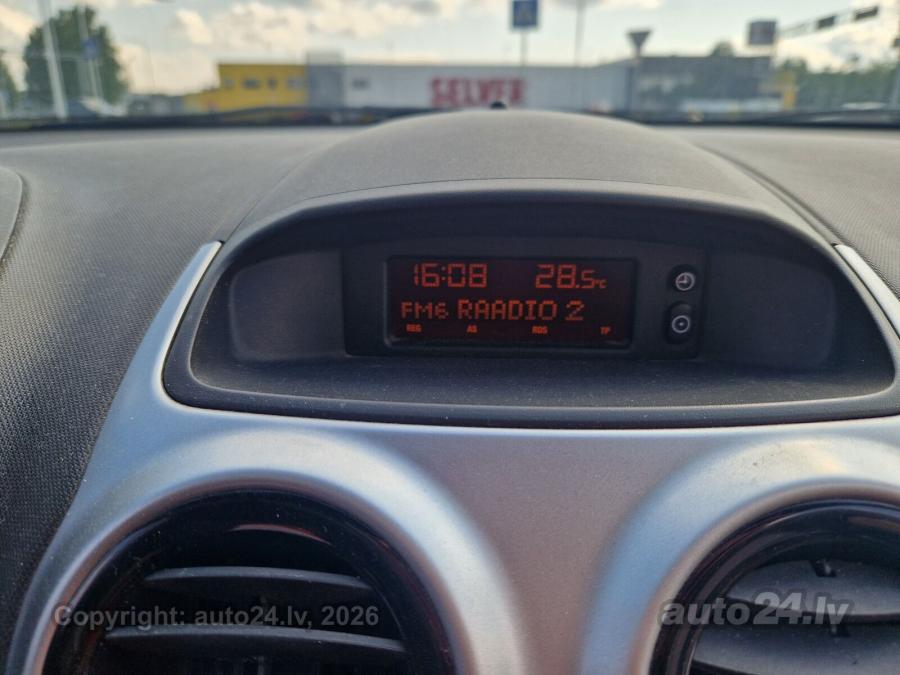 Pelēks Opel Corsa 2014 Pērnava, ar dzinēja tilpumu 1.20 L un nobraukumu 204 tūkst. km par 2300 €, foto 12 vietnē AUTOMOTO.COM.LV