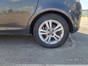 Pelēks Opel Corsa 2014 Pērnava, ar dzinēja tilpumu 1.20 L un nobraukumu 204 tūkst. km par 2300 €, foto 16 vietnē AUTOMOTO.COM.LV