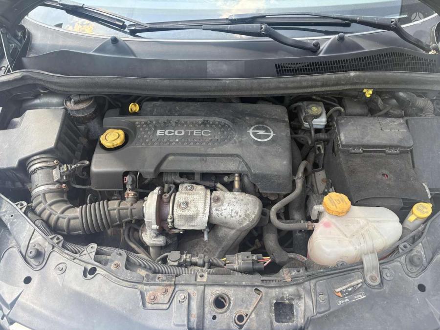 Grey Opel Corsa 2014 in Vilnius, with an engine capacity of 1.25 L and mileage of 201 thousand km for 1200 €, photo 18 on AUTOMOTO.COM.LV