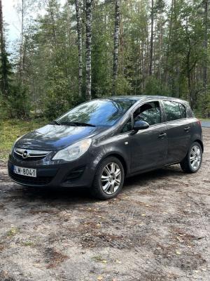 Pelēks Opel Corsa 2014 Rīga, ar dzinēja tilpumu 1.40 L un nobraukumu 110 tūkst. km par 4350 €, foto 3 vietnē AUTOMOTO.COM.LV