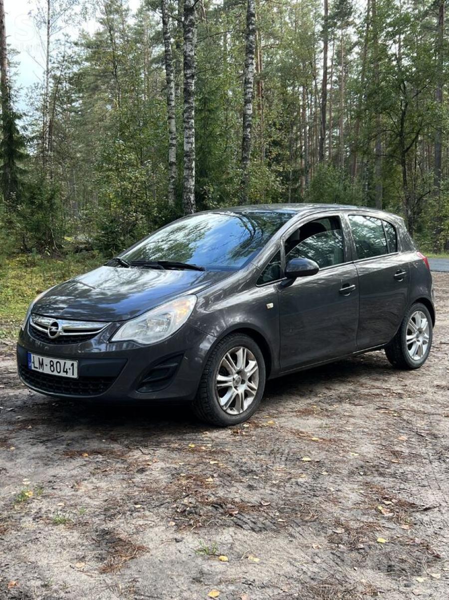 Pelēks Opel Corsa 2014 Rīga, ar dzinēja tilpumu 1.40 L un nobraukumu 110 tūkst. km par 4350 €, foto 3 vietnē AUTOMOTO.COM.LV