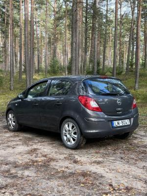 Pelēks Opel Corsa 2014 Rīga, ar dzinēja tilpumu 1.40 L un nobraukumu 110 tūkst. km par 4350 €, foto 5 vietnē AUTOMOTO.COM.LV