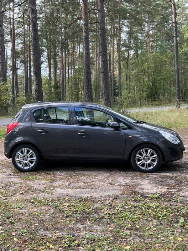 Opel Corsa 2014 RÄ«ga vietnÄ PelÄks Opel Corsa 2014 RÄ«ga, ar dzinÄja tilpumu 1.40 L un nobraukumu 110 tÅ«kst. km par 4350 ā¬, foto 7 vietnÄ AUTOMOTO.COM.LV