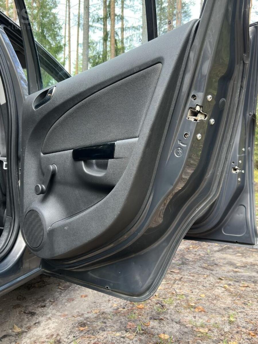 Pelēks Opel Corsa 2014 Rīga, ar dzinēja tilpumu 1.40 L un nobraukumu 110 tūkst. km par 4350 €, foto 13 vietnē AUTOMOTO.COM.LV