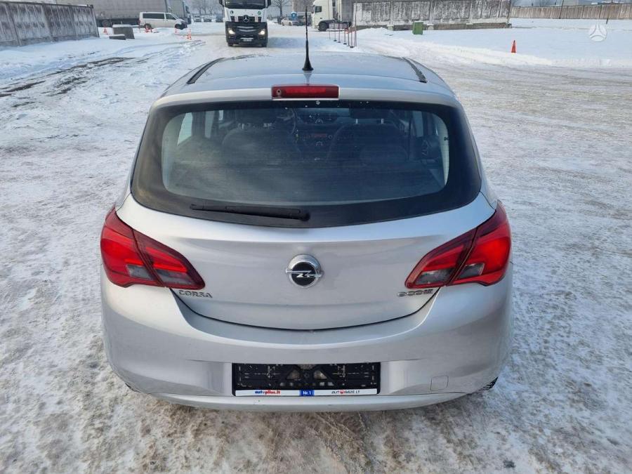 Grey Opel Corsa 2015 in Siauliai, with an engine capacity of 1.25 L and mileage of 260 thousand km for 3400 €, photo 8 on AUTOMOTO.COM.LV