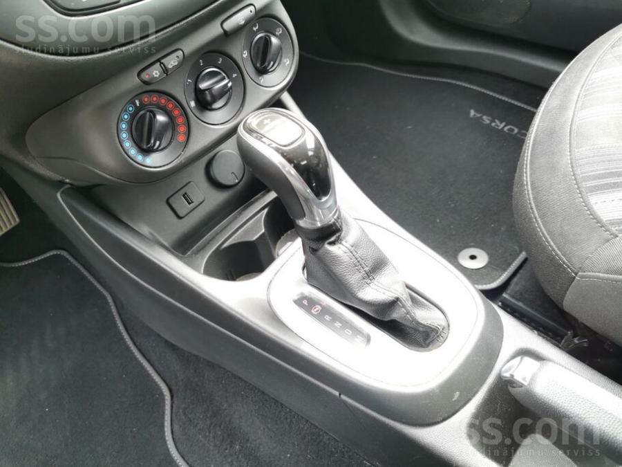 Pelēks Opel Corsa 2015 Rīga, ar dzinēja tilpumu 1.40 L un nobraukumu 159 tūkst. km par 6450 €, foto 6 vietnē AUTOMOTO.COM.LV