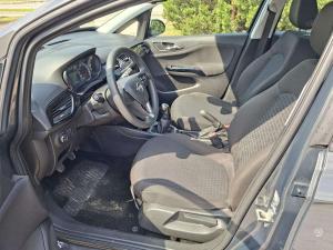 Grey Opel Corsa 2015 in Ukmerge, with an engine capacity of 1.23 L and mileage of 191 thousand km for 3950 €, photo 10 on AUTOMOTO.COM.LV