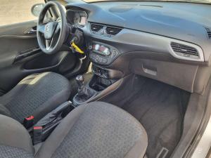 Pelēks Opel Corsa 2015 Šauļi, ar dzinēja tilpumu 1.25 L un nobraukumu 260 tūkst. km par 3500 €, foto 24 vietnē AUTOMOTO.COM.LV