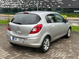 Grey Opel Corsa 2015 in Jelgava, with an engine capacity of 1.30 L and mileage of 249 thousand km for 3350 €, photo 3 on AUTOMOTO.COM.LV