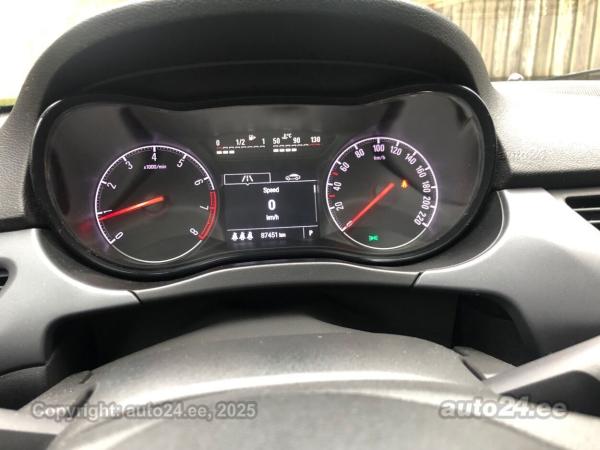 Grey Opel Corsa 2016 in Tallinn, with an engine capacity of 1.40 L and mileage of 88 thousand km for 8000 €, photo 11 on AUTOMOTO.COM.LV
