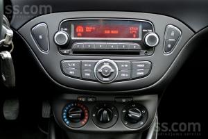 Grey Opel Corsa 2017 in Tukums, with an engine capacity of 1.40 L and mileage of 126 thousand km for 5990 €, photo 9 on AUTOMOTO.COM.LV