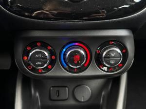 Серый Опель Корса 2017 в Рига, объемом двигателя 1.40 л и пробегом 93 тыс. км за 8400 €, фото 18 на AUTOMOTO.COM.LV