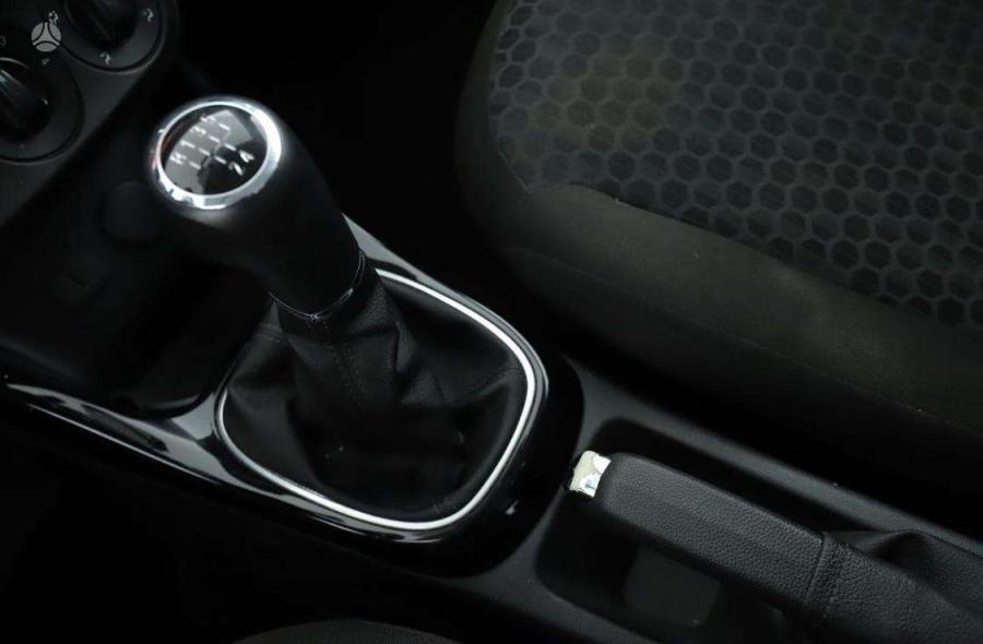 Pelēks Opel Corsa 2017 Kauņa, ar dzinēja tilpumu 1.25 L un nobraukumu 175 tūkst. km par 3999 €, foto 24 vietnē AUTOMOTO.COM.LV