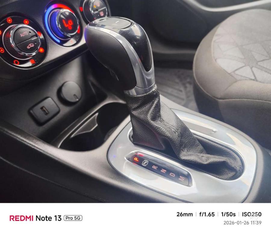 Grey Opel Corsa 2019 in Kaunas, with an engine capacity of 1.40 L and mileage of 83 thousand km for 8650 €, photo 18 on AUTOMOTO.COM.LV