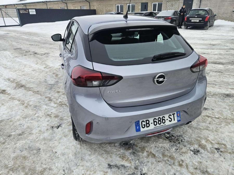Grey Opel Corsa 2021 in Taurage, with an engine capacity of 1.20 L and mileage of 36 thousand km for 9150 €, photo 4 on AUTOMOTO.COM.LV