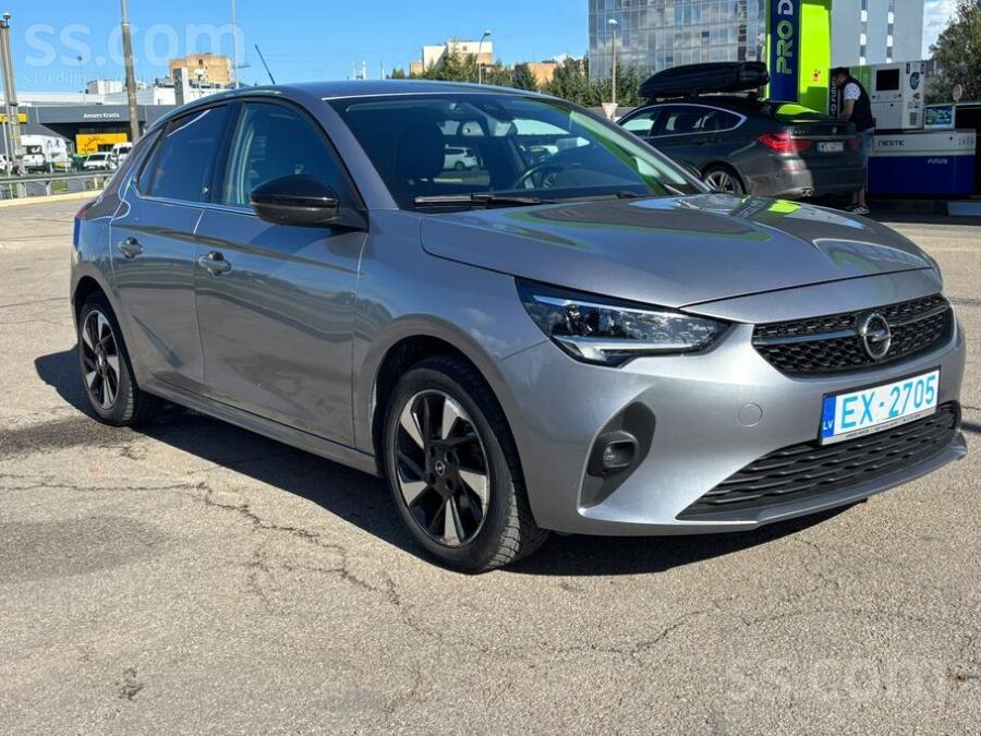 Grey Opel Corsa 2021 in Riga, with an engine capacity of 0.00 L and mileage of 100 thousand km for 12900 €, photo 4 on AUTOMOTO.COM.LV