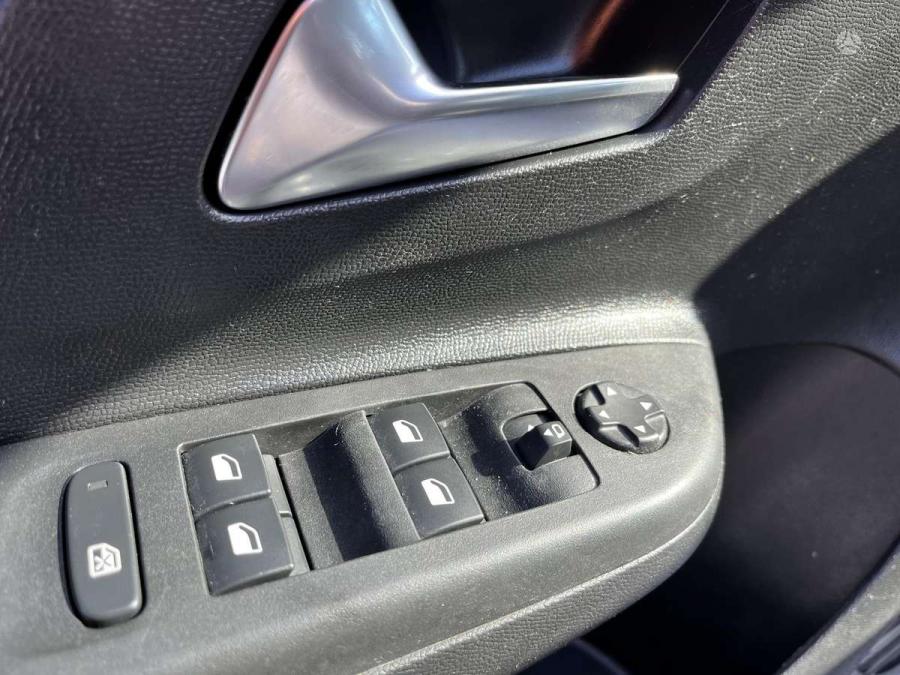 Pelēks Opel Corsa 2022 Šauļi, ar dzinēja tilpumu 1.20 L un nobraukumu 118 tūkst. km par 7900 €, foto 13 vietnē AUTOMOTO.COM.LV