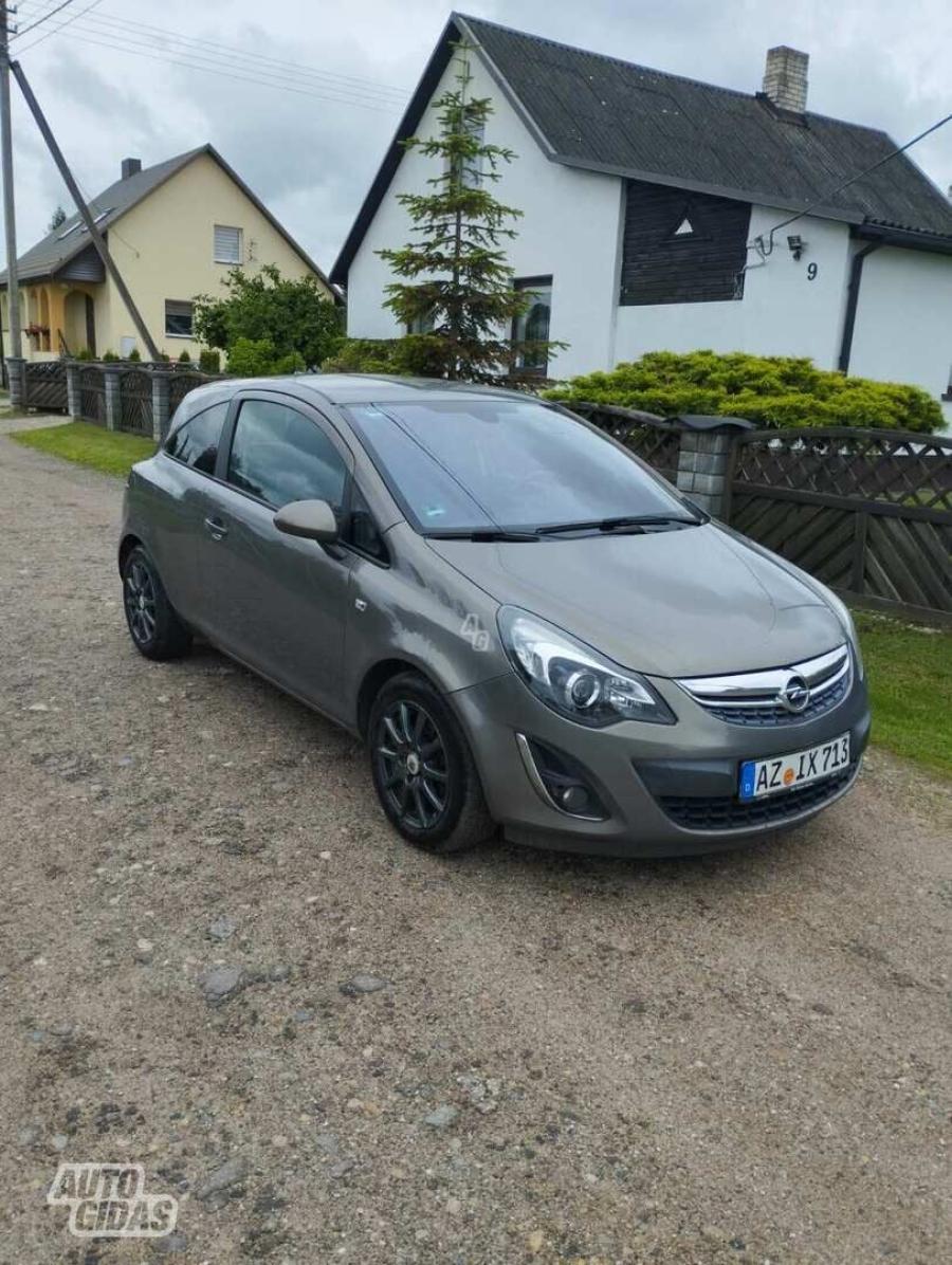 Grey Opel Corsa 2011 in Marijampole, with an engine capacity of 1.70 L and mileage of 247 thousand km for 2399 €, photo 1 on AUTOMOTO.COM.LV