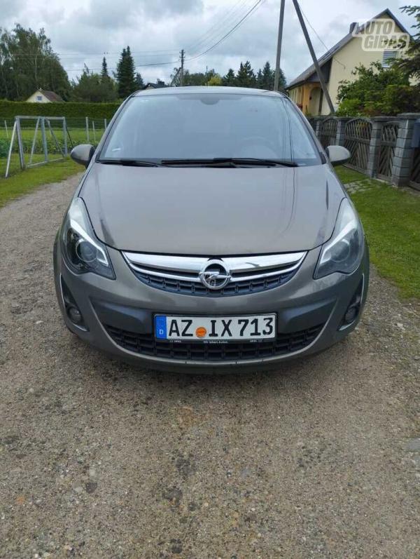 Grey Opel Corsa 2011 in Marijampole, with an engine capacity of 1.70 L and mileage of 247 thousand km for 2399 €, photo 2 on AUTOMOTO.COM.LV