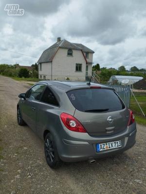 Grey Opel Corsa 2011 in Marijampole, with an engine capacity of 1.70 L and mileage of 247 thousand km for 2399 €, photo 7 on AUTOMOTO.COM.LV
