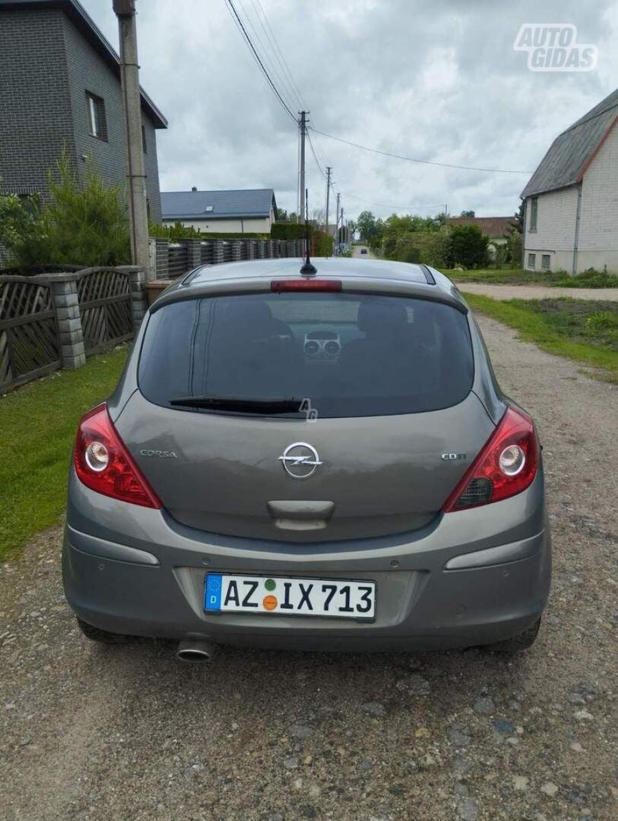 Grey Opel Corsa 2011 in Marijampole, with an engine capacity of 1.70 L and mileage of 247 thousand km for 2399 €, photo 8 on AUTOMOTO.COM.LV