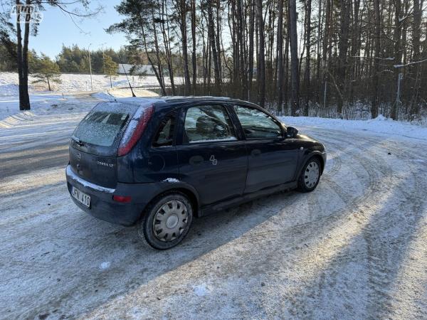 Opel Corsa 2001 in Ukmerge, with an engine capacity of 1.20 L and mileage of 179 thousand km for 1000 €, photo 4 on AUTOMOTO.COM.LV