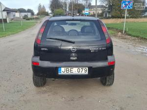 Opel Corsa 2002 in Siauliai, with an engine capacity of 1.70 L and mileage of 254 thousand km for 350 €, photo  on AUTOMOTO.COM.LV