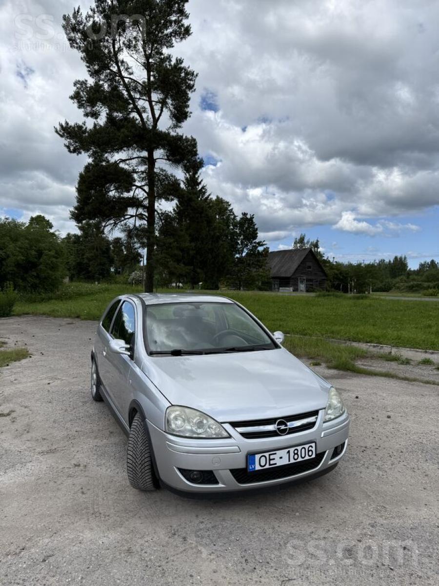 Opel Corsa 2004 Rīga, ar dzinēja tilpumu 1.40 L un nobraukumu 104 tūkst. km par 2600 €, foto 3 vietnē AUTOMOTO.COM.LV