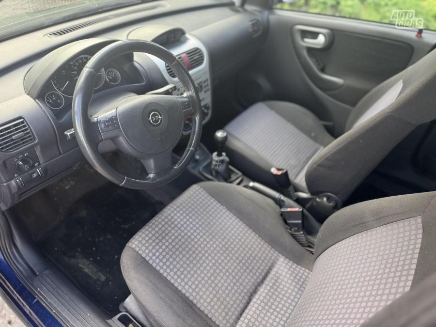 Opel Corsa 2005 in Marijampole, with an engine capacity of 1.20 L and mileage of 256 thousand km for 550 €, photo 6 on AUTOMOTO.COM.LV
