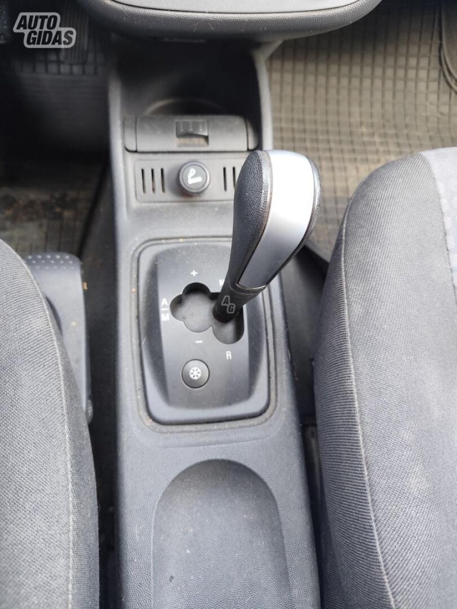 Opel Corsa 2005 Raseiniai, ar dzinēja tilpumu 1.30 L un nobraukumu 129 tūkst. km par 1300 €, foto 14 vietnē AUTOMOTO.COM.LV