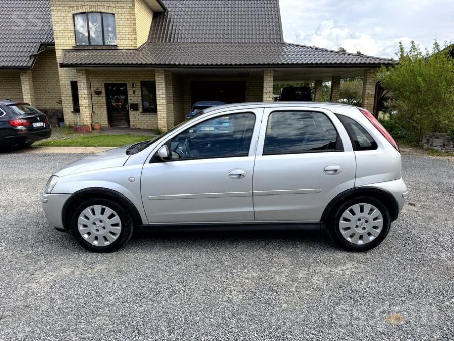Opel Corsa 2006 in Saldus, with an engine capacity of 1.30 L and mileage of 171 thousand km for 1950 €, photo 9 on AUTOMOTO.COM.LV