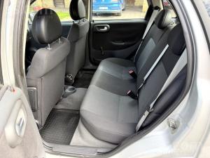 Opel Corsa 2006 in Saldus, with an engine capacity of 1.30 L and mileage of 171 thousand km for 1950 €, photo 18 on AUTOMOTO.COM.LV