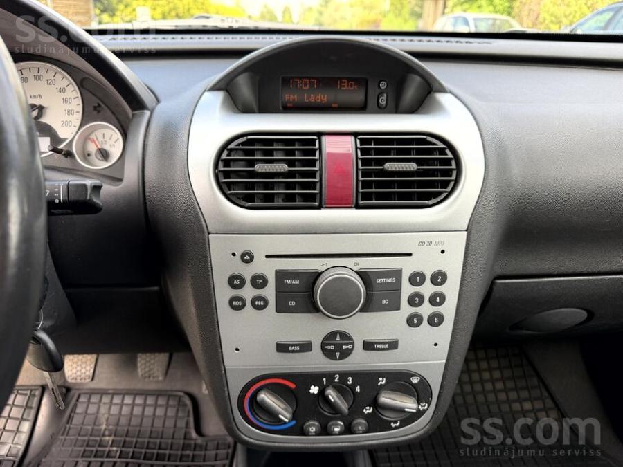 Opel Corsa 2006 in Saldus, with an engine capacity of 1.30 L and mileage of 171 thousand km for 1950 €, photo 26 on AUTOMOTO.COM.LV