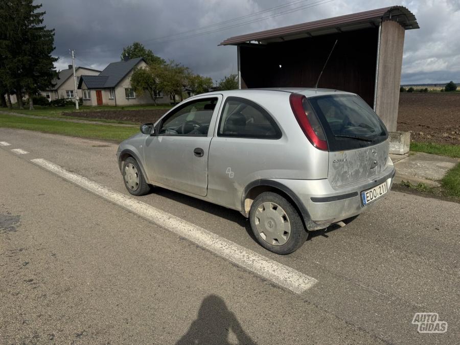 Opel Corsa 2006 Panevēža, ar dzinēja tilpumu 1.20 L un nobraukumu 300 tūkst. km par 400 €, foto 6 vietnē AUTOMOTO.COM.LV