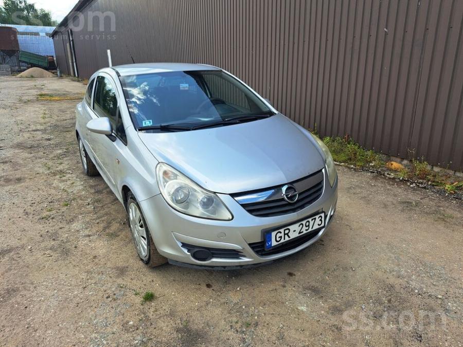 Opel Corsa 2007 in Bauska, with an engine capacity of 1.30 L and mileage of 286 thousand km for 800 €, photo 1 on AUTOMOTO.COM.LV