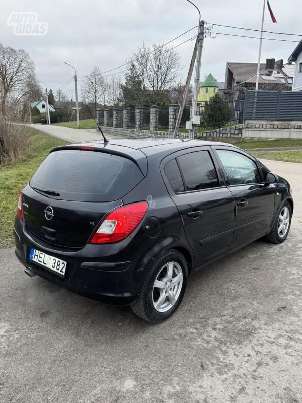 Opel Corsa 2007 in Siauliai, with an engine capacity of 1.40 L and mileage of 214 thousand km for 1250 €, photo 3 on AUTOMOTO.COM.LV