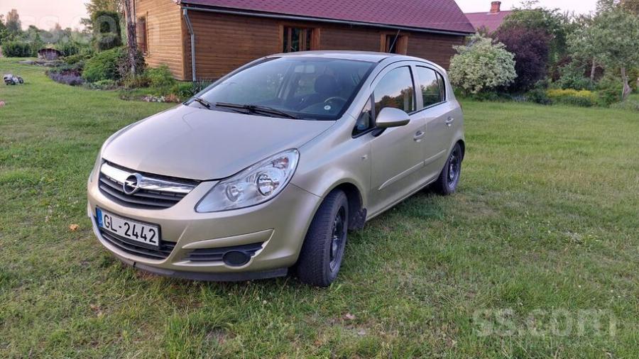 Opel Corsa 2007 in Valka, with an engine capacity of 1.40 L and mileage of 259 thousand km for 490 €, photo 3 on AUTOMOTO.COM.LV