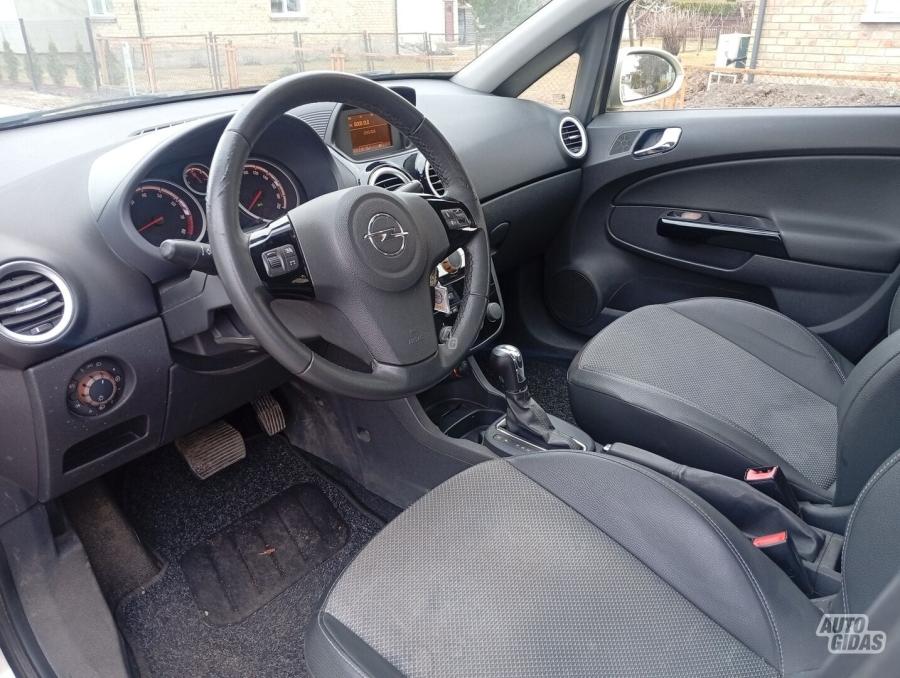 Opel Corsa 2007 Šauļi, ar dzinēja tilpumu 1.40 L un nobraukumu 101 tūkst. km par 1950 €, foto 13 vietnē AUTOMOTO.COM.LV