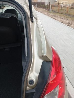 Opel Corsa 2007 Šauļi, ar dzinēja tilpumu 1.40 L un nobraukumu 101 tūkst. km par 1950 €, foto 29 vietnē AUTOMOTO.COM.LV