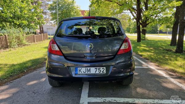 Opel Corsa 2007 in Siauliai, with an engine capacity of 1.00 L and mileage of 200 thousand km for 1250 €, photo 4 on AUTOMOTO.COM.LV