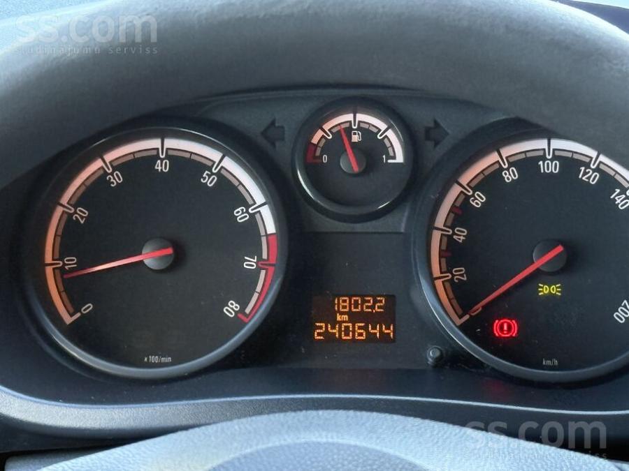 Opel Corsa 2007 Talsi, ar dzinēja tilpumu 1.20 L un nobraukumu 241 tūkst. km par 700 €, foto 11 vietnē AUTOMOTO.COM.LV