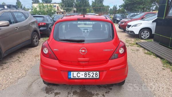 Opel Corsa 2007 in Riga, with an engine capacity of 1.20 L and mileage of 205 thousand km for 990 €, photo 6 on AUTOMOTO.COM.LV