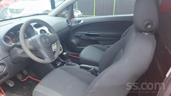 Opel Corsa 2007 in Riga, with an engine capacity of 1.20 L and mileage of 205 thousand km for 990 €, photo 9 on AUTOMOTO.COM.LV