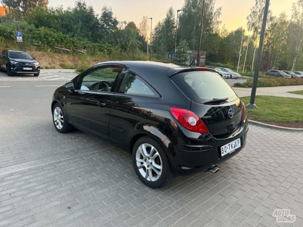 Opel Corsa 2007 Viļņa, ar dzinēja tilpumu 1.40 L un nobraukumu 260 tūkst. km par 1550 €, foto 4 vietnē AUTOMOTO.COM.LV