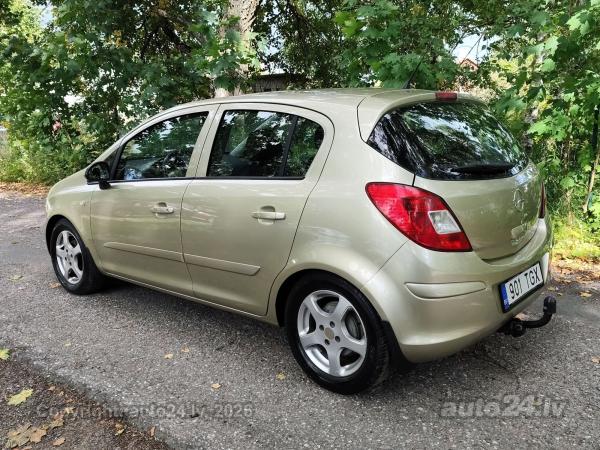 Opel Corsa 2007 in Tartu, with an engine capacity of 1.40 L and mileage of 210 thousand km for 1950 €, photo 5 on AUTOMOTO.COM.LV