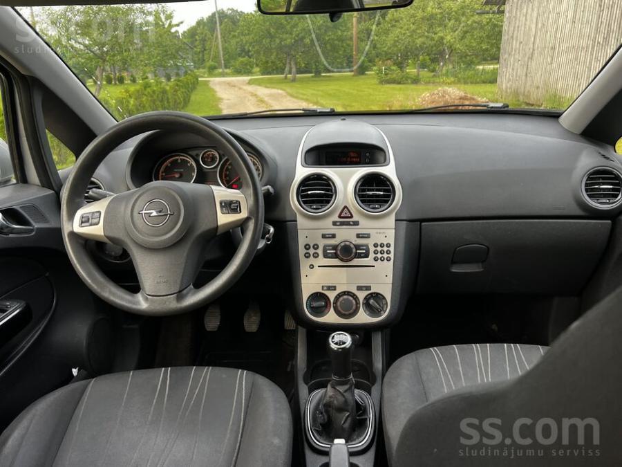 Opel Corsa 2008 in Gulbene, with an engine capacity of 1.30 L and mileage of 336 thousand km for 1350 €, photo 11 on AUTOMOTO.COM.LV