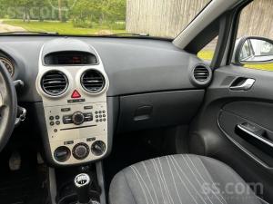 Opel Corsa 2008 in Gulbene, with an engine capacity of 1.30 L and mileage of 336 thousand km for 1350 €, photo 13 on AUTOMOTO.COM.LV